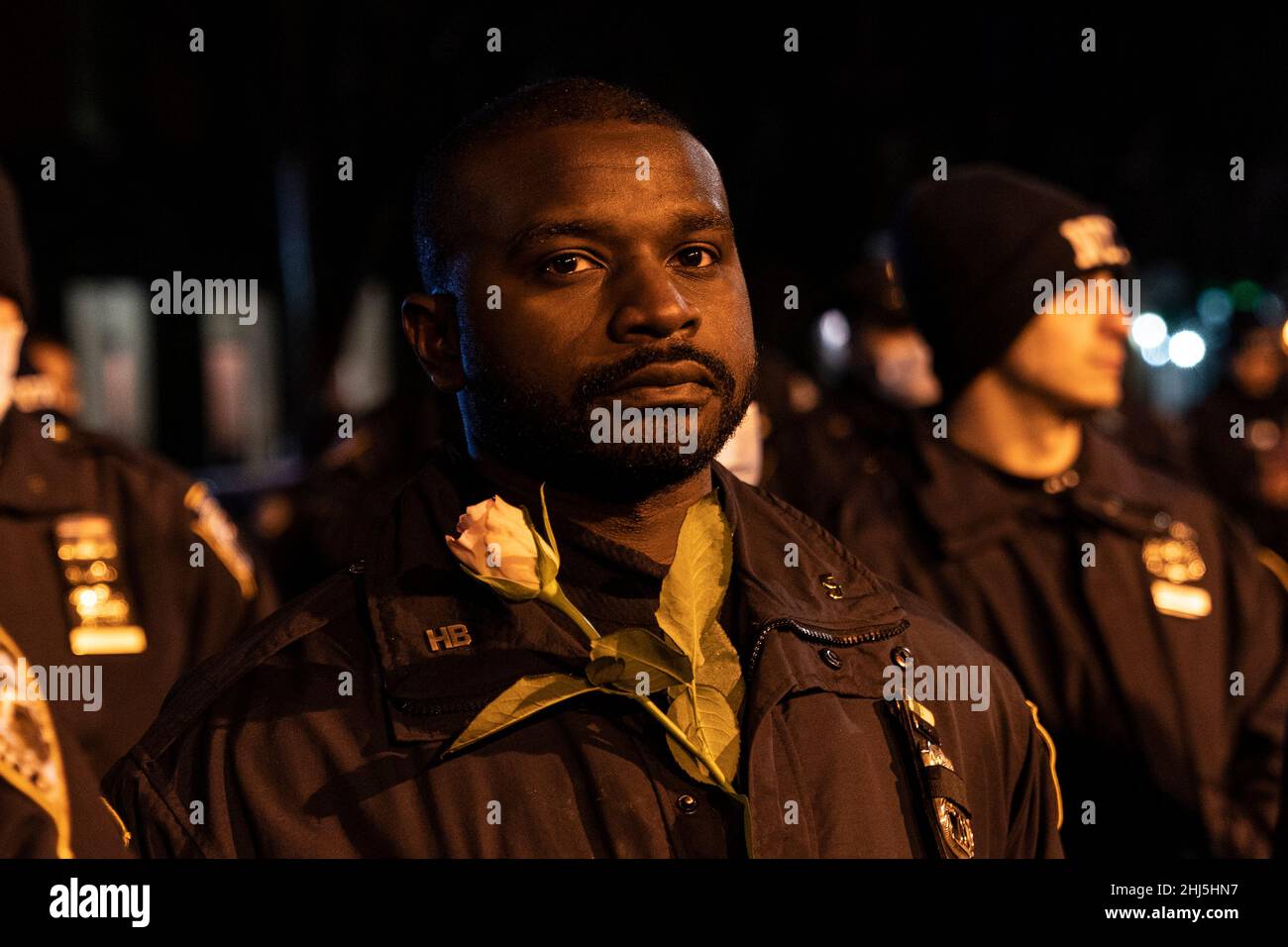 Vigil attended by hundreds of officers, firefighters and politicians ...