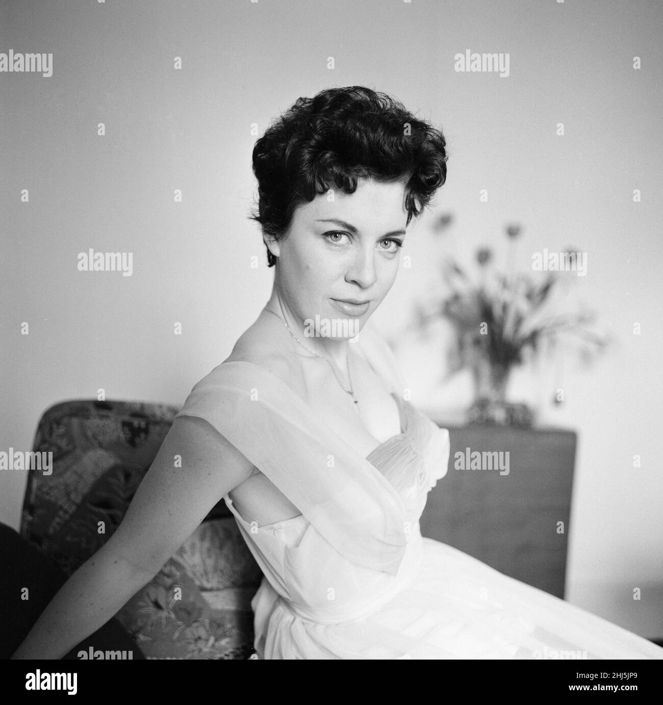 Valerie Gaunt, British actress, will be starring in her first film, The ...