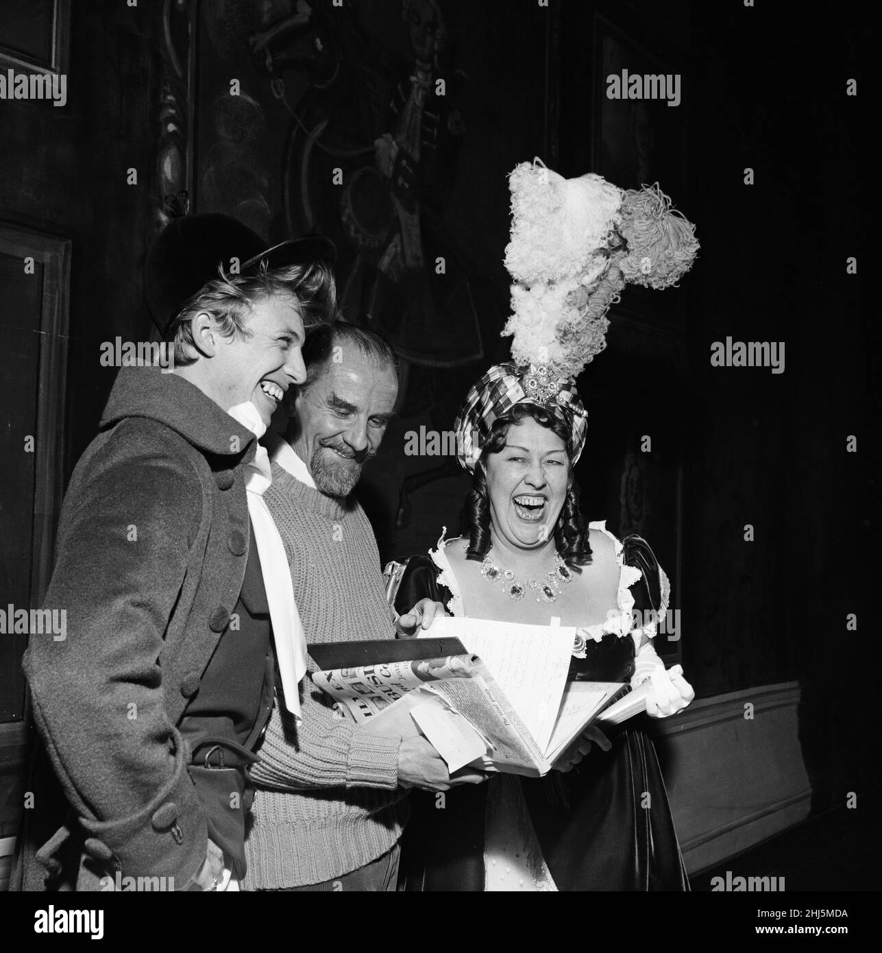 Tommy Steele as Tony Lumpkin and Peggy Mount as Mrs Hardcastle in "She ...
