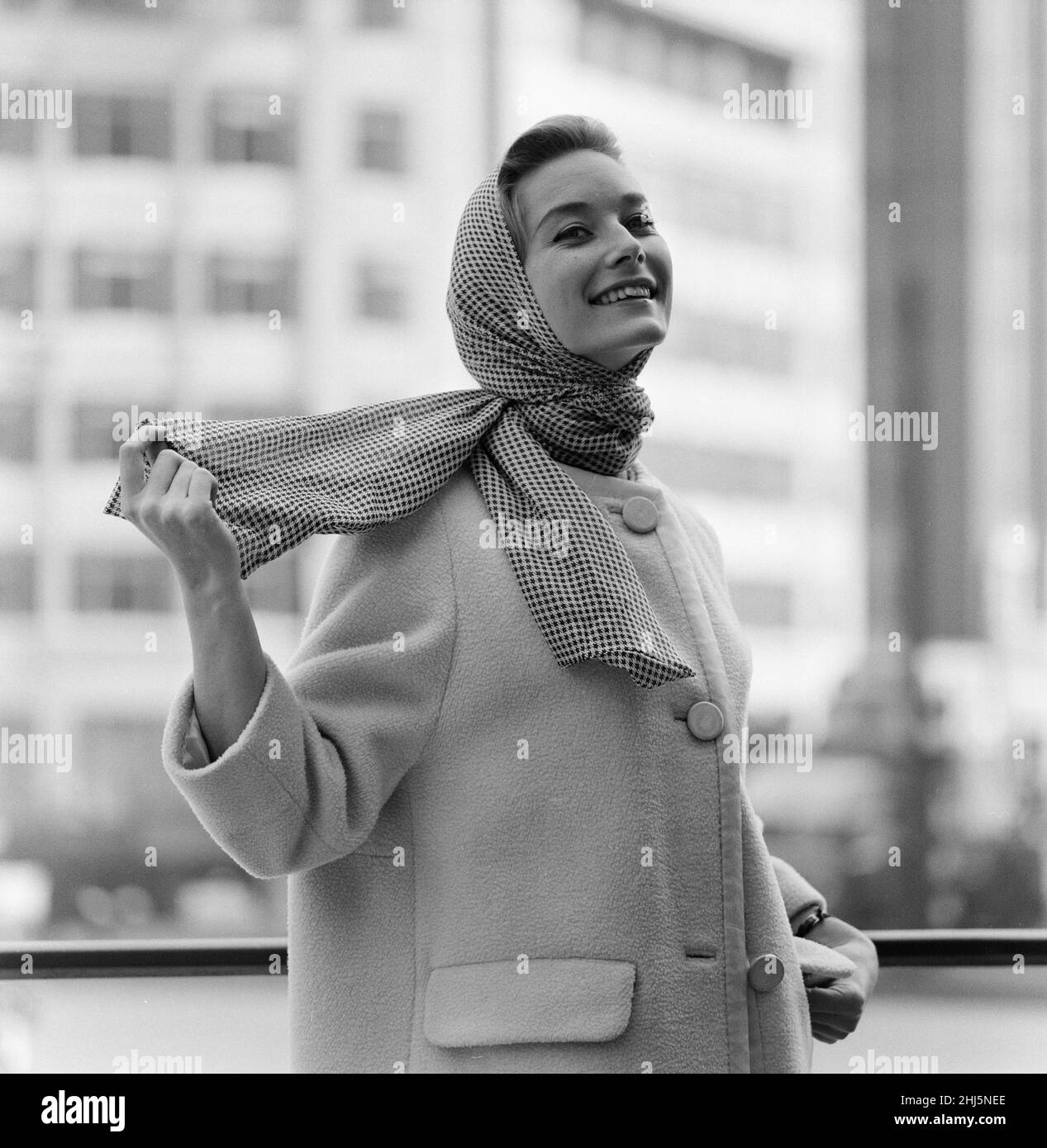 Tania Mallet, Model, 6th April 1961 Stock Photo - Alamy