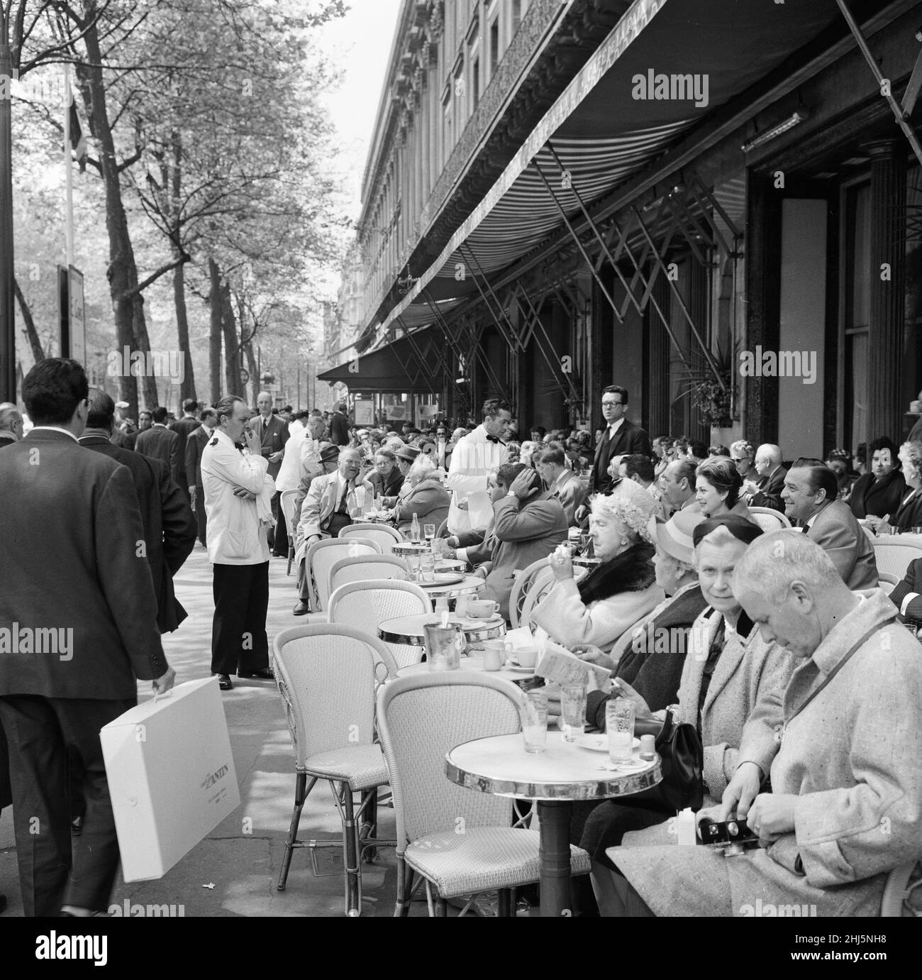 Paris 1960s cafe Black and White Stock Photos & Images - Alamy