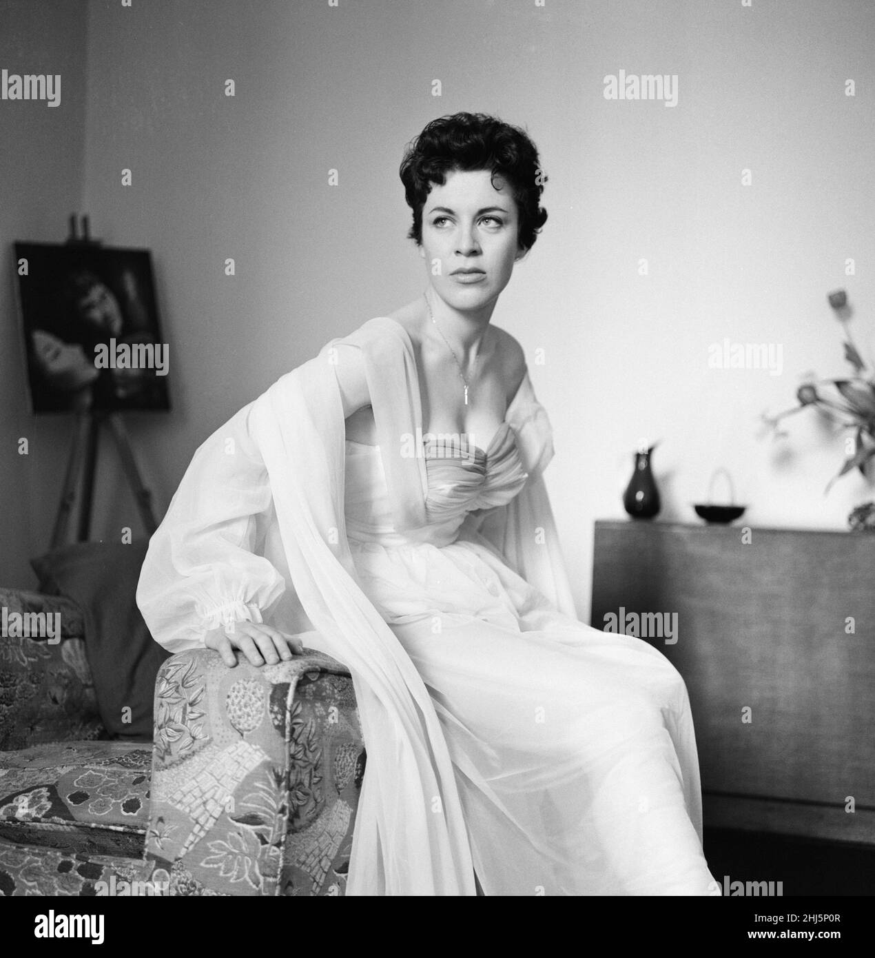 Valerie Gaunt, British actress, will be starring in her first film, The ...