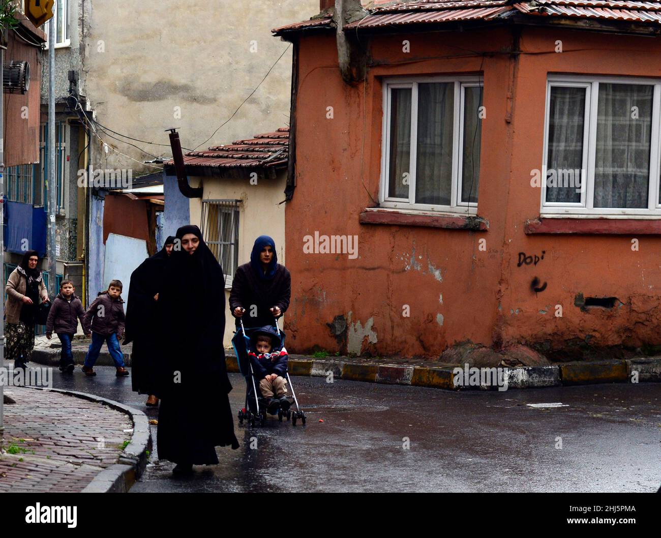 Turkish woman in constantinople hi-res stock photography and images - Alamy