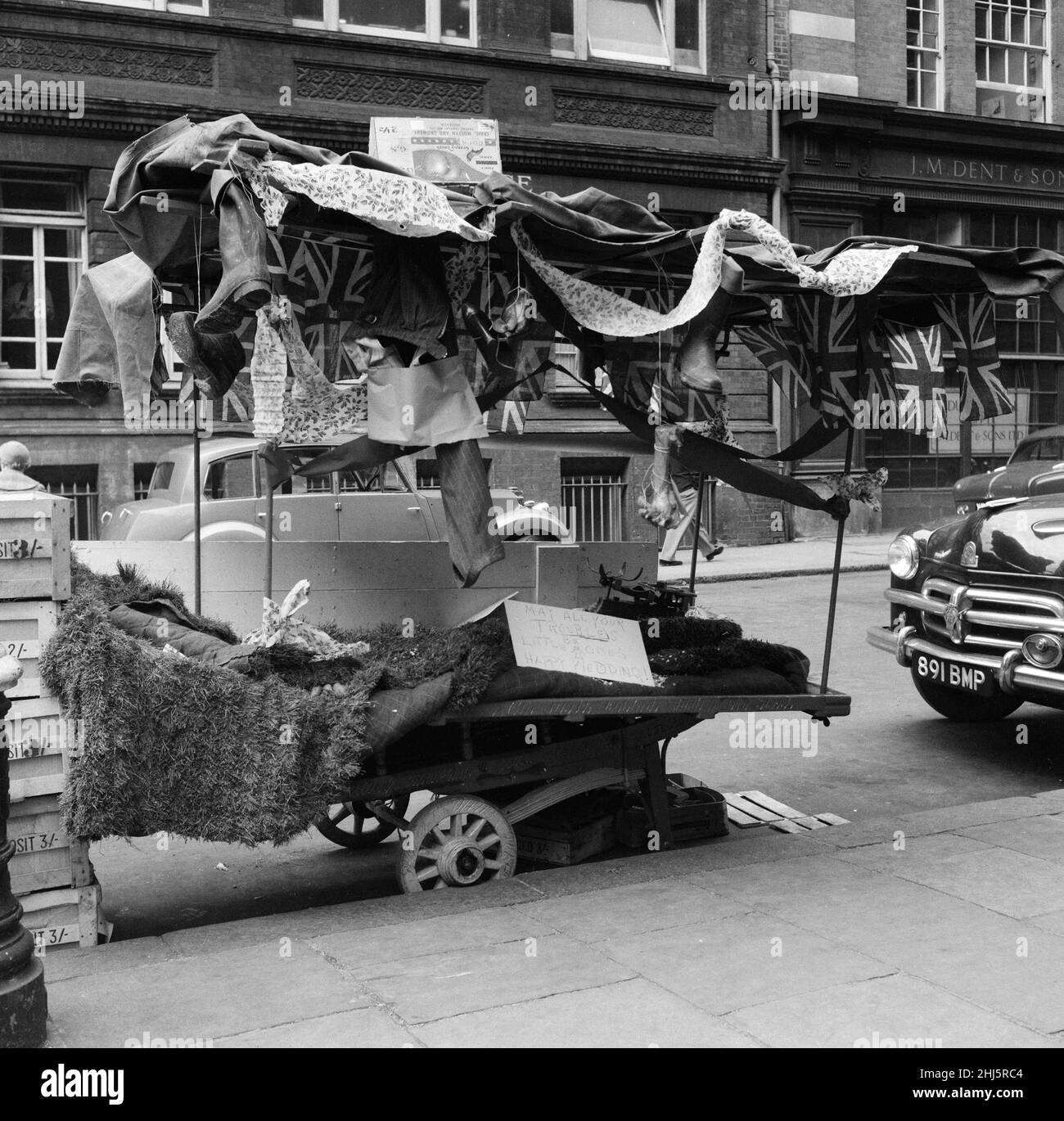 A decorated barrow boys stall on the eve of his wedding, outside ...