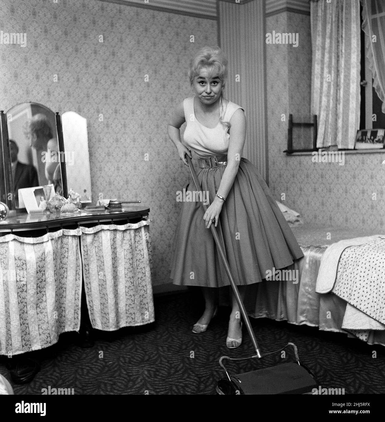 Barbara windsor 1960s Black and White Stock Photos & Images - Alamy