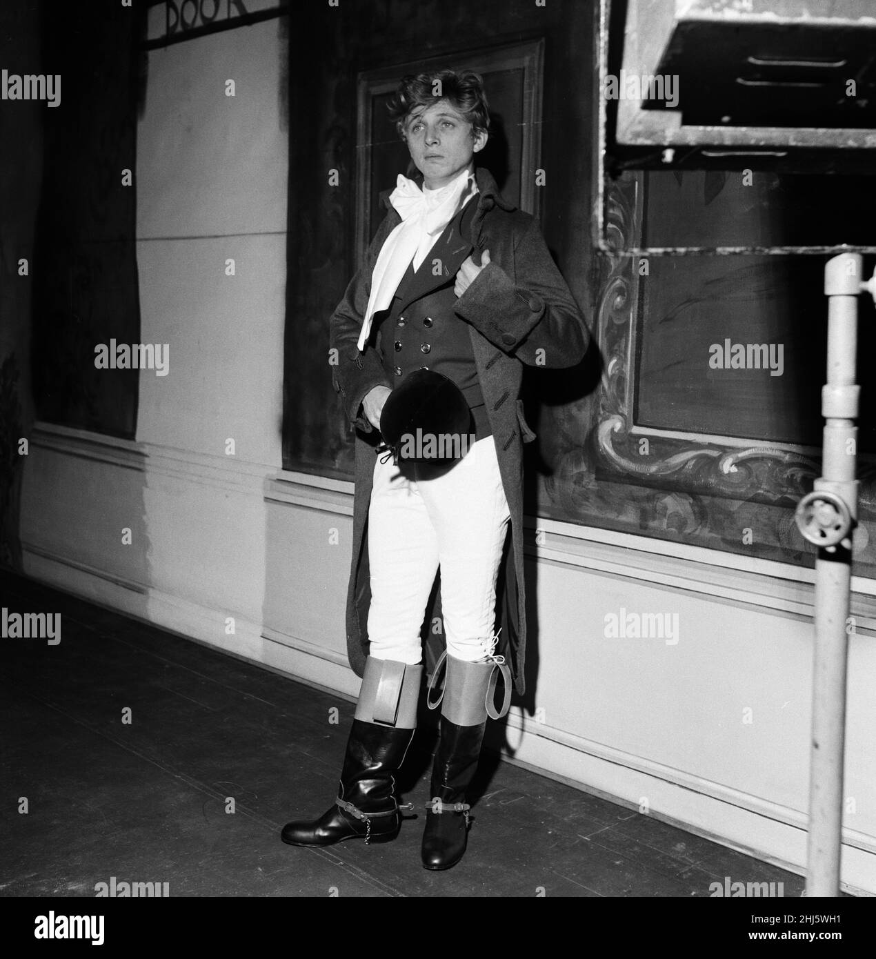 Tommy Steele as Tony Lumpkin in "She Stoops to Conquer" at the Old Vic ...