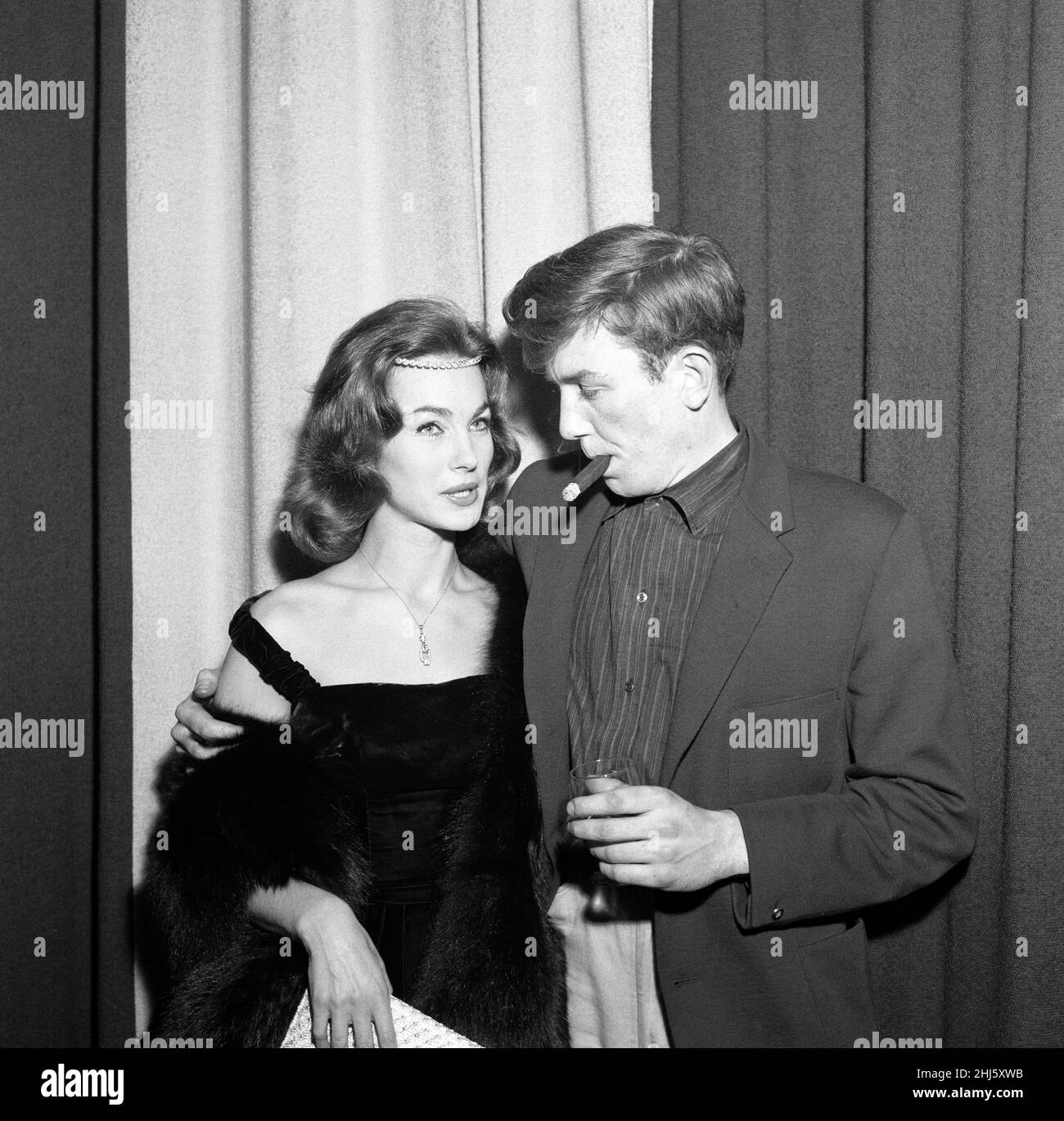 Saturday night and sunday morning 1960 Black and White Stock Photos ...