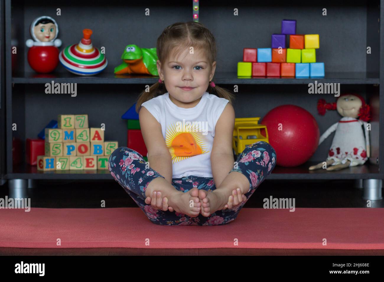 Soles of feet hi-res stock photography and images - Alamy