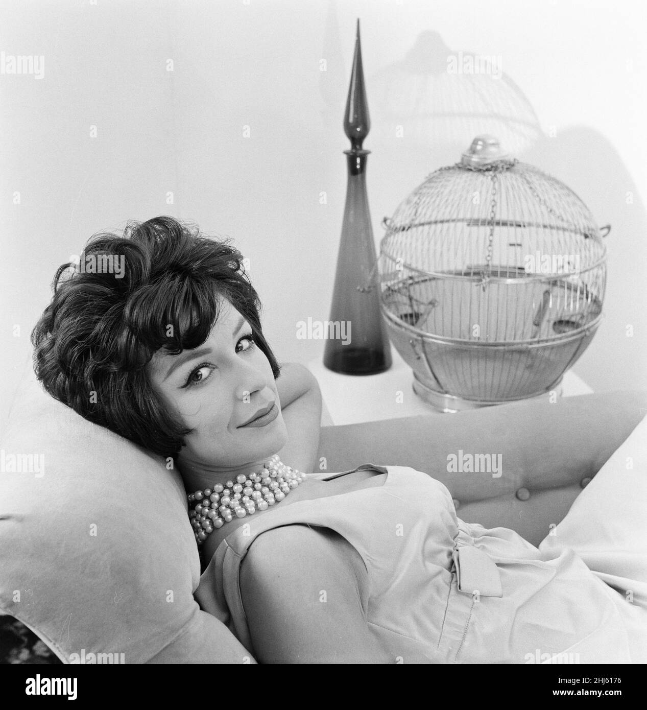 Actress fenella fielding Black and White Stock Photos & Images - Alamy