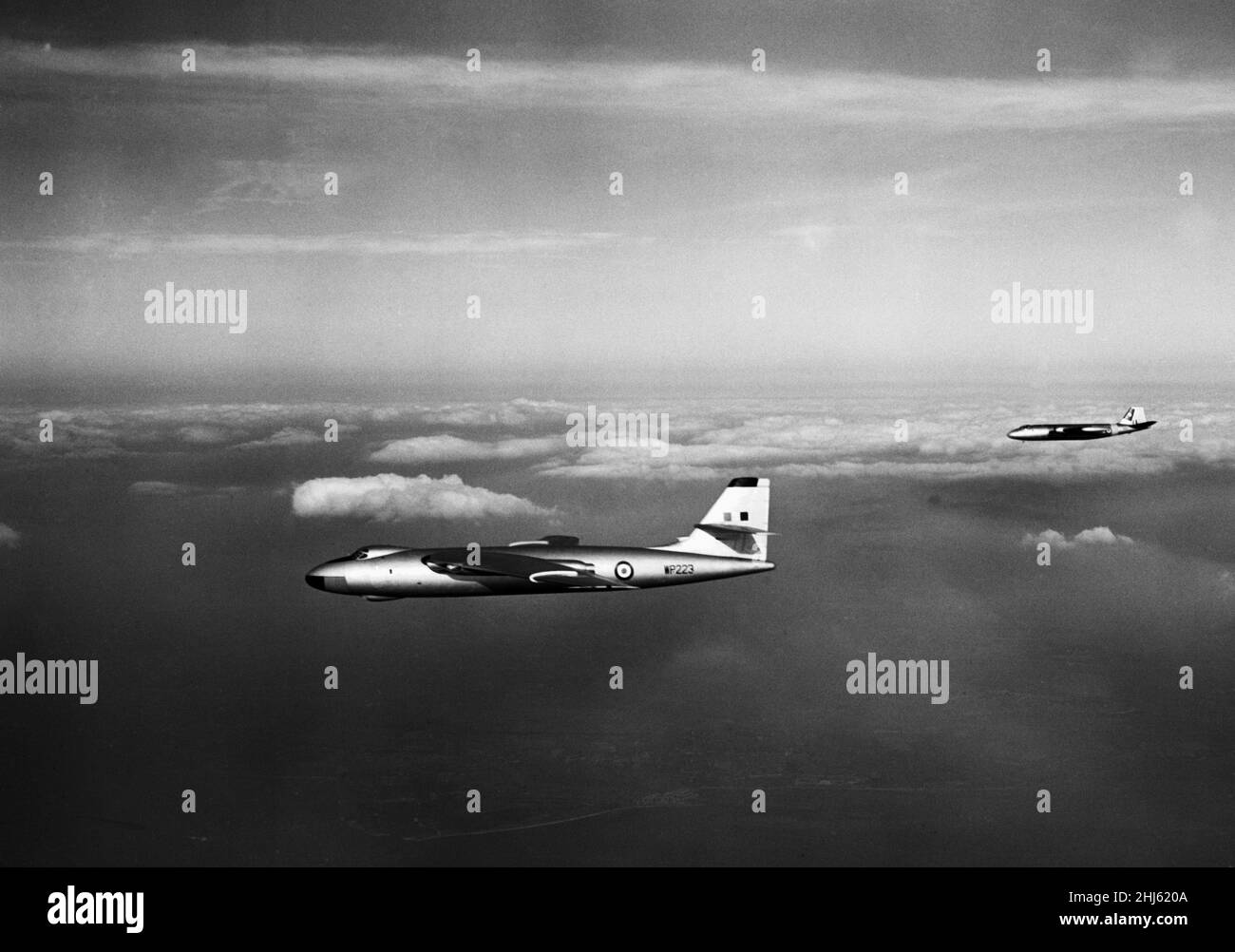 The Vickers-Armstrongs Valiant British four-jet high-altitude bomber ...