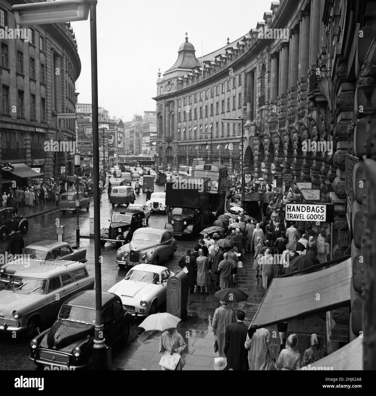 Shepherd's bush, london 1960s Black and White Stock Photos & Images - Alamy