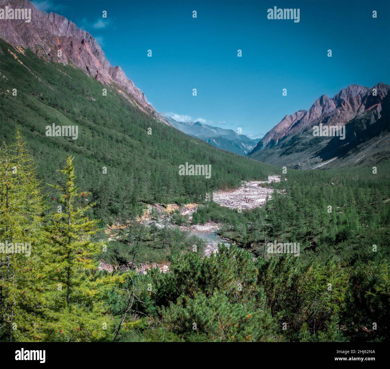 landscape with mountains and mountain lake Kodar Russia Stock Photo - Alamy