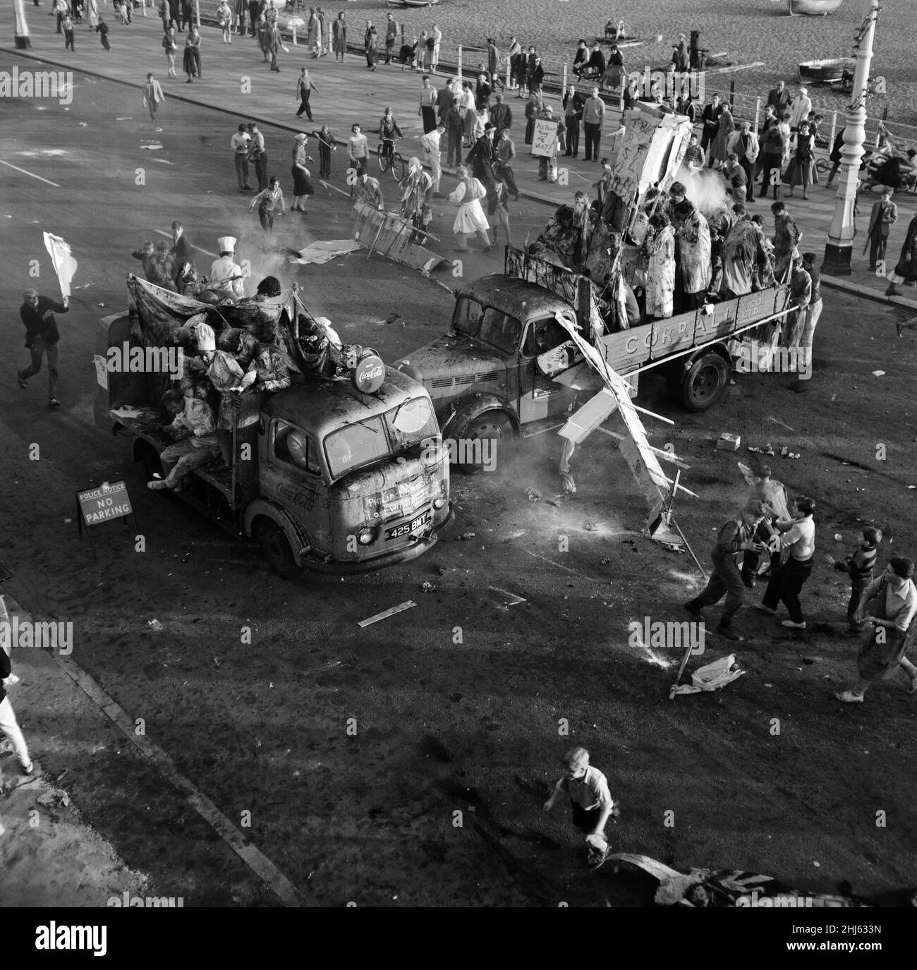Soot 1950s hi-res stock photography and images - Alamy