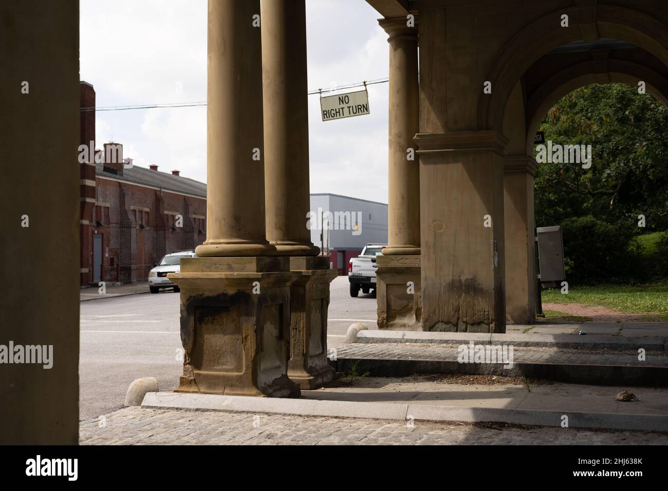 Buildings with columns and columns in the old town Stock Photo - Alamy