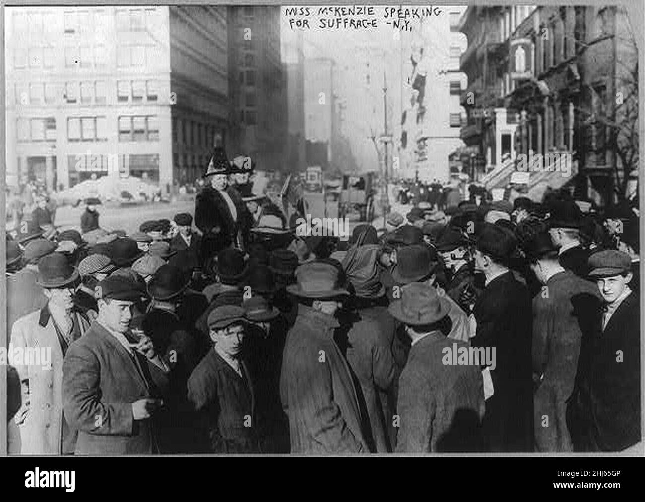 Suffragettes - U.S. Miss McKenzie speaking at Union Square, N.Y.C Stock ...