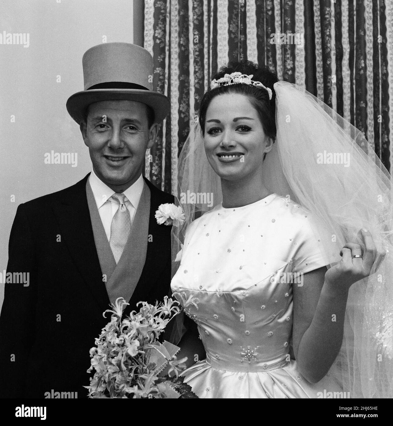 The wedding of Jackie Collins and Wallace Austin at Grosvenor House ...