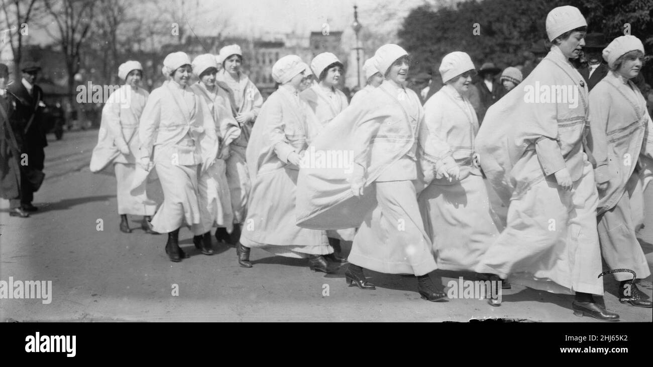 1913 suffrage march on washington hi-res stock photography and images ...