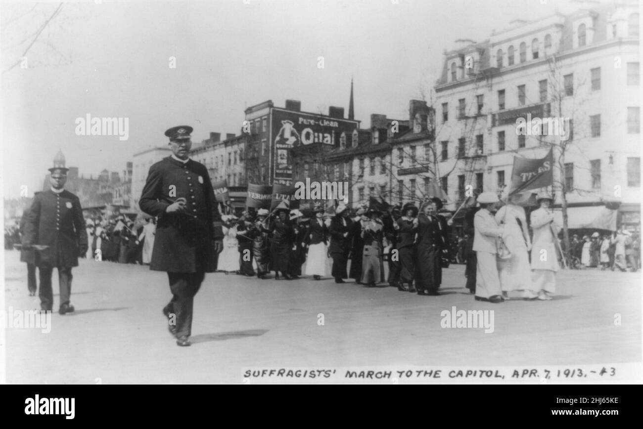 Suffragists 1913 Black and White Stock Photos & Images - Alamy