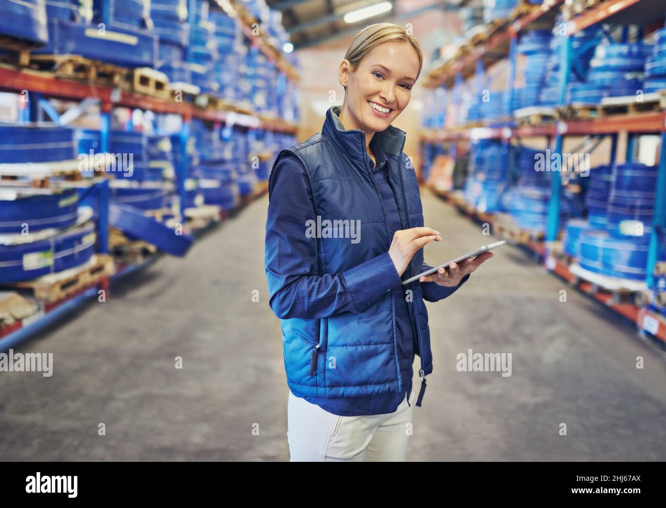 Inventory tracking hi-res stock photography and images - Alamy