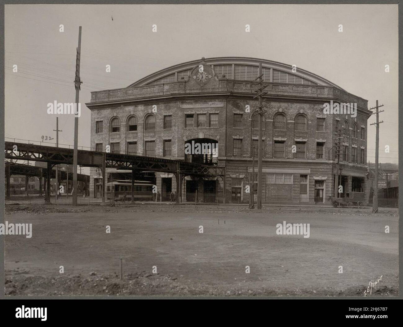 Sullivan square hi-res stock photography and images - Alamy