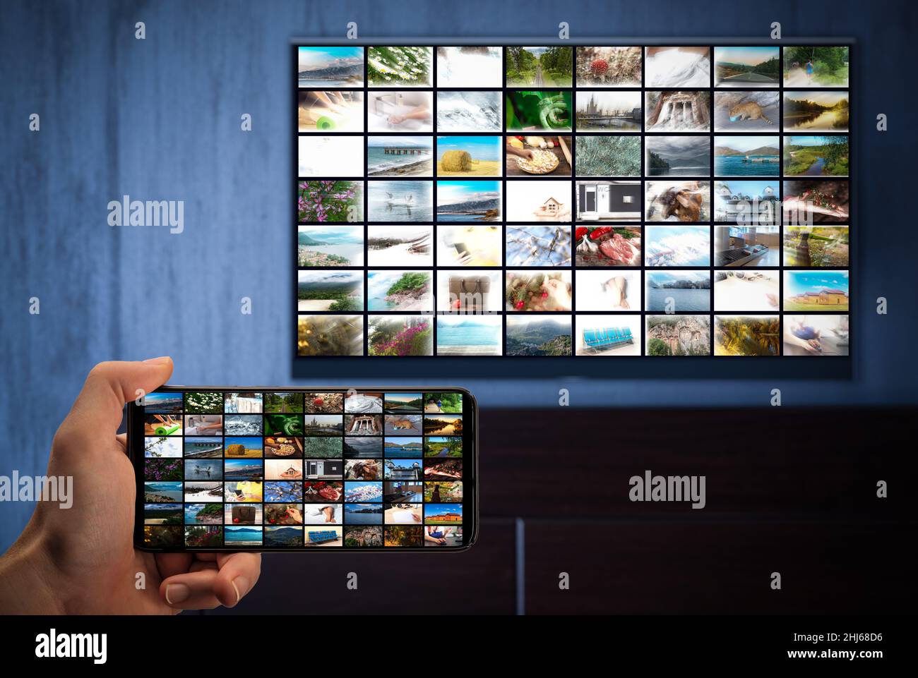 Tv screens man hi-res stock photography and images - Alamy