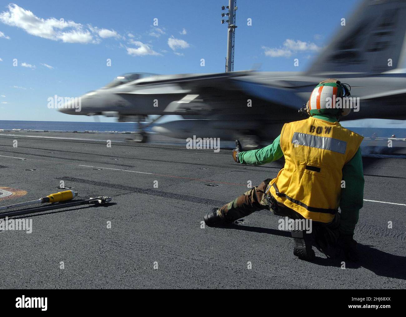Super Hornet launch aboard USS Dwight D. Eisenhower Stock Photo - Alamy