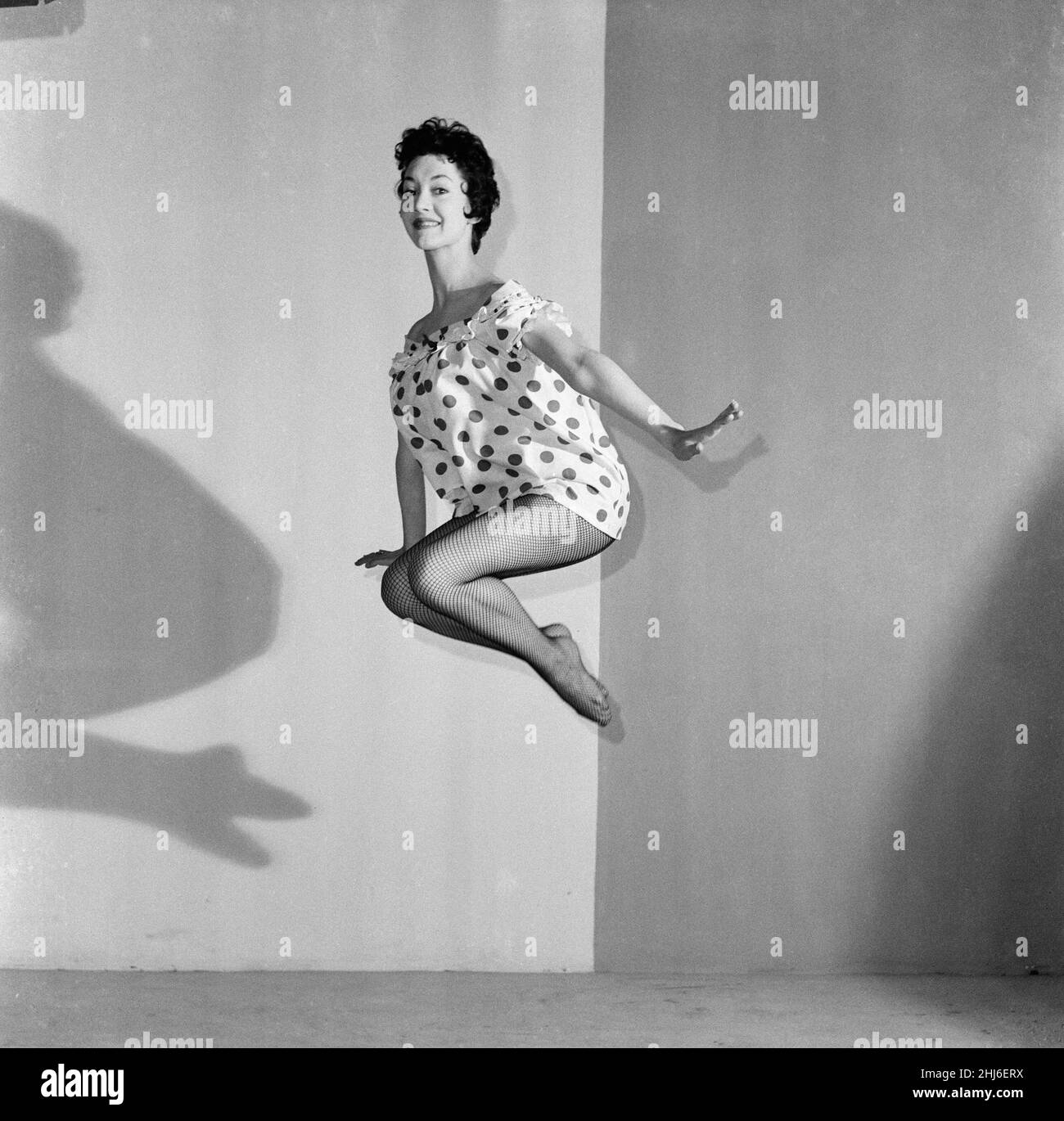 Amanda Barrie, aged 20, appearing in 'Five Past Eight' at the King's ...