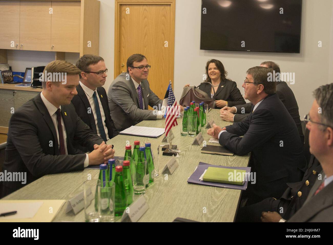 Sven mikser hi-res stock photography and images - Alamy