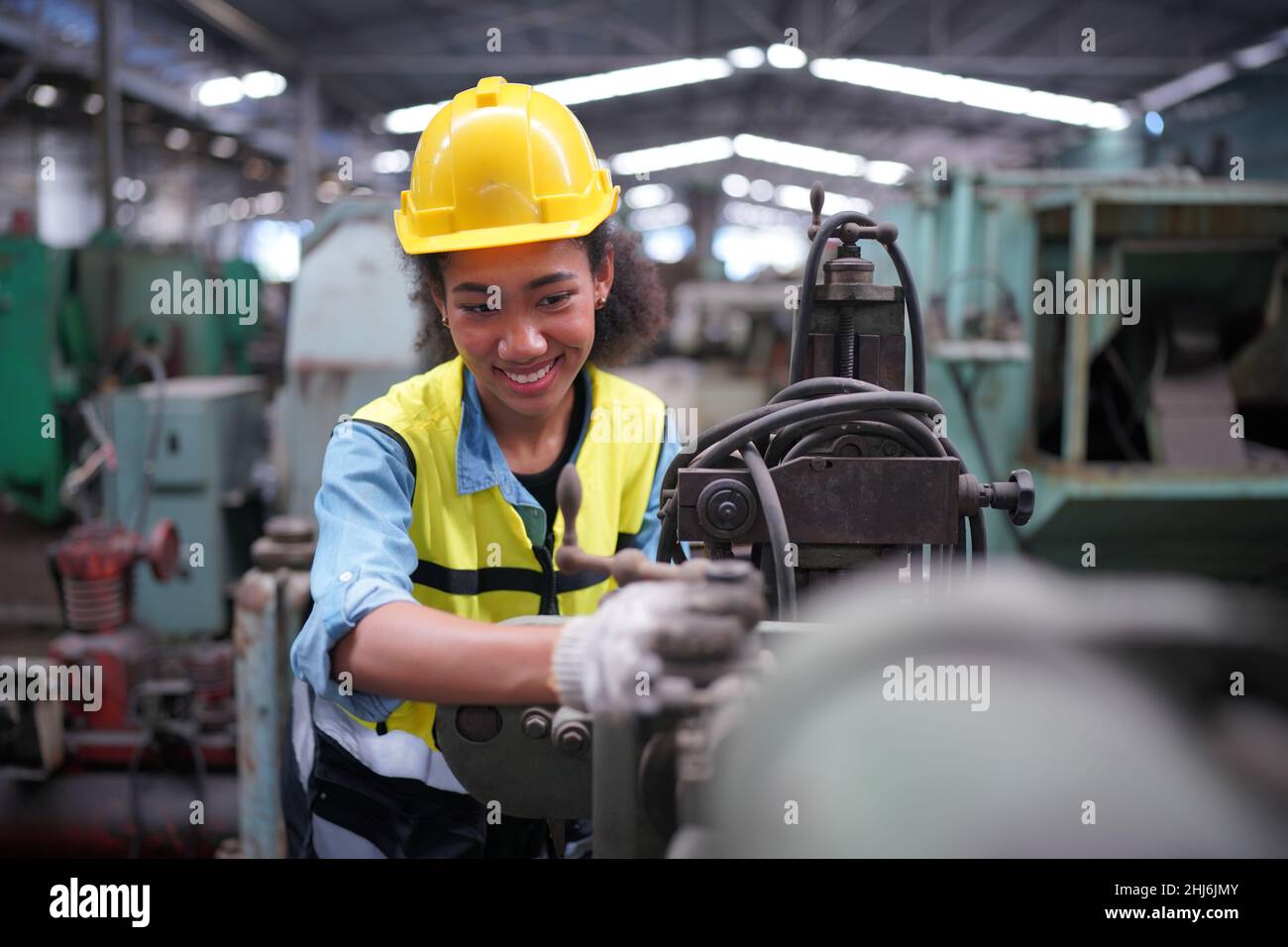 Worker concentration hi-res stock photography and images - Alamy