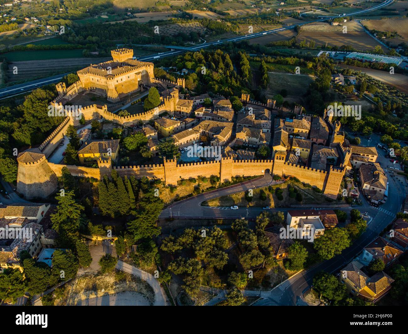 Gradara: a castle between history and fairytale Stock Photo - Alamy