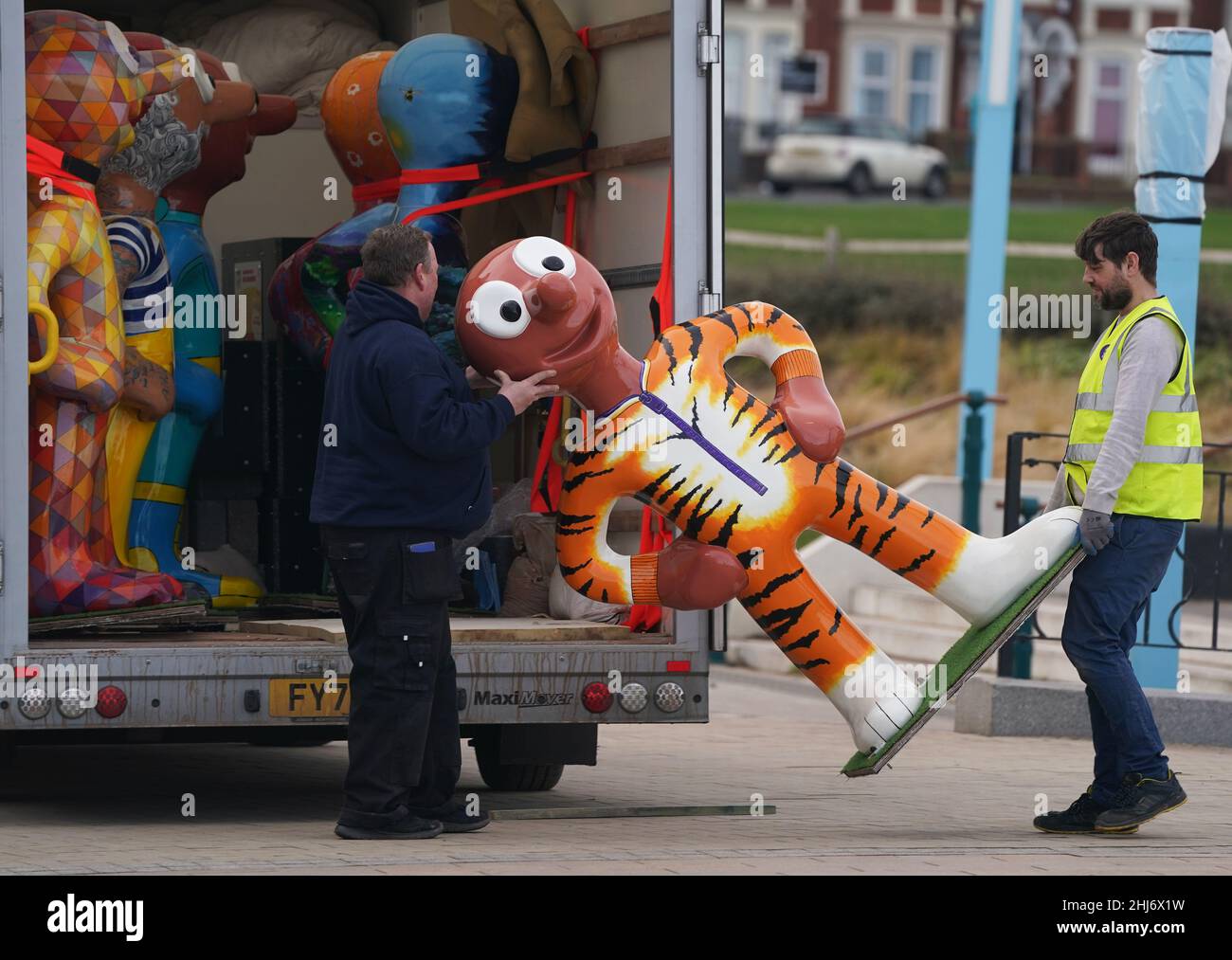 Tony hart and morph hi-res stock photography and images - Alamy