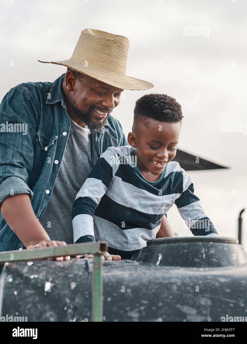 Tractor ride hi-res stock photography and images - Alamy