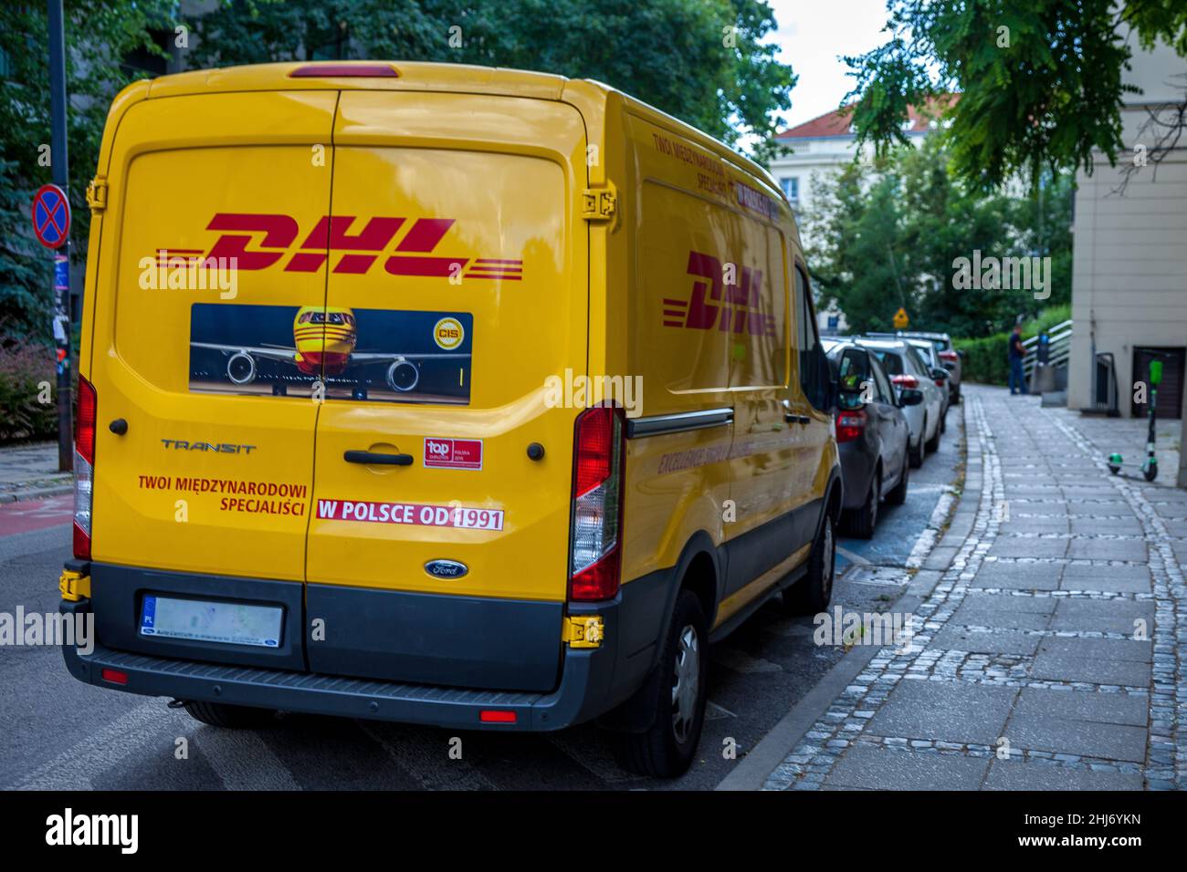 Dhl parcels express hi-res stock photography and images - Alamy