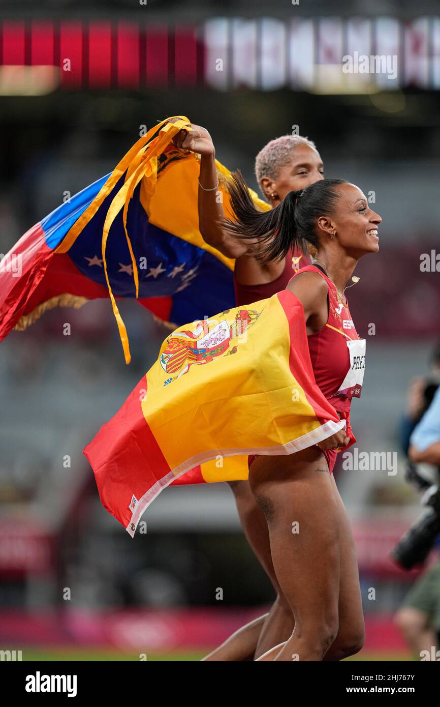 Ana Peleteiro and Yulimar Rojas celebrating her medal at the Tokyo 2020 ...