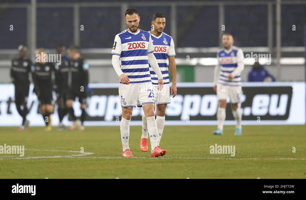 firo: 01/26/2022 Fuvuball: Soccer: 3rd Bundesliga, Season 2021/2022 MSV ...