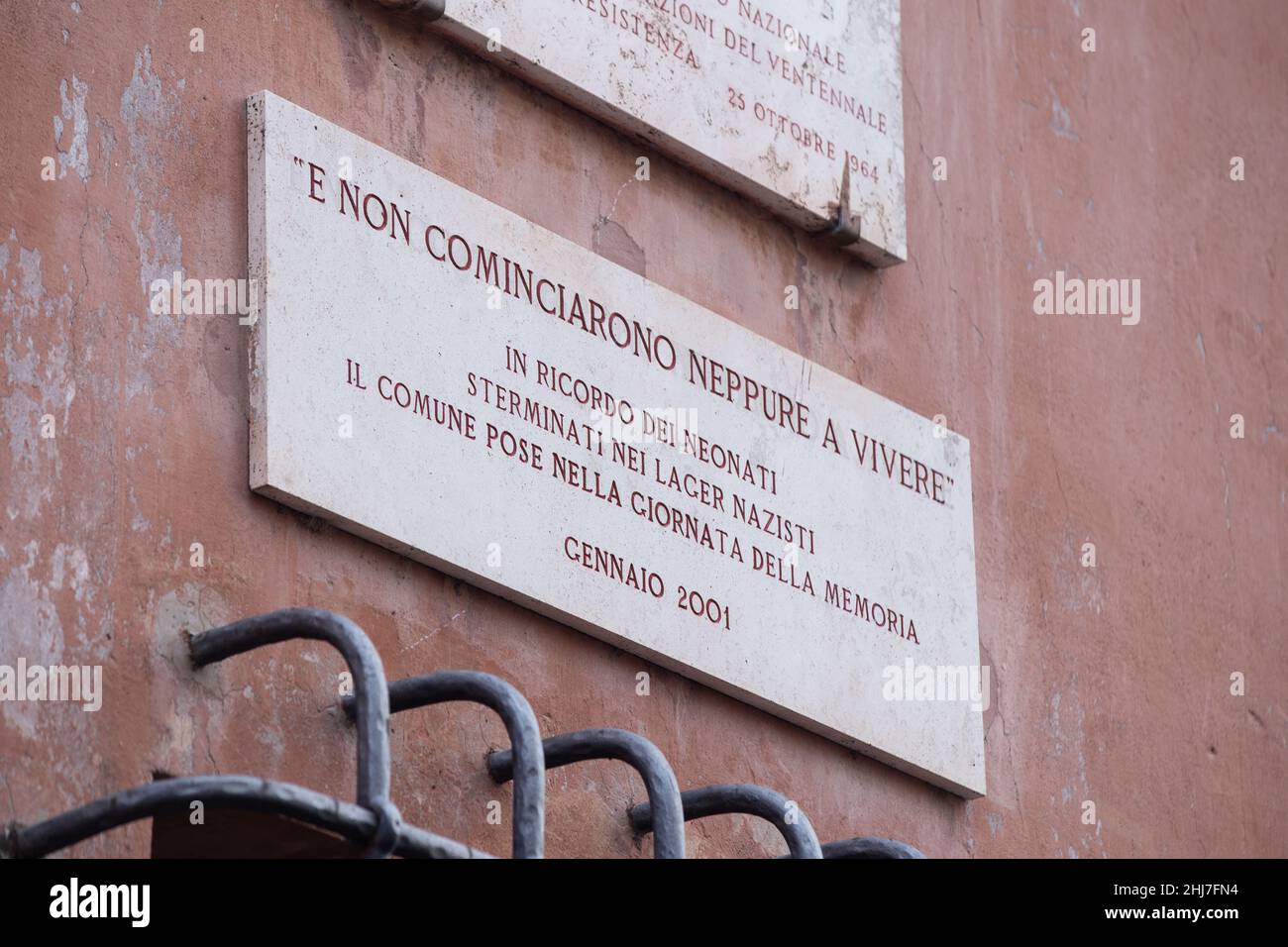 Jews italy 1943 hi-res stock photography and images - Alamy