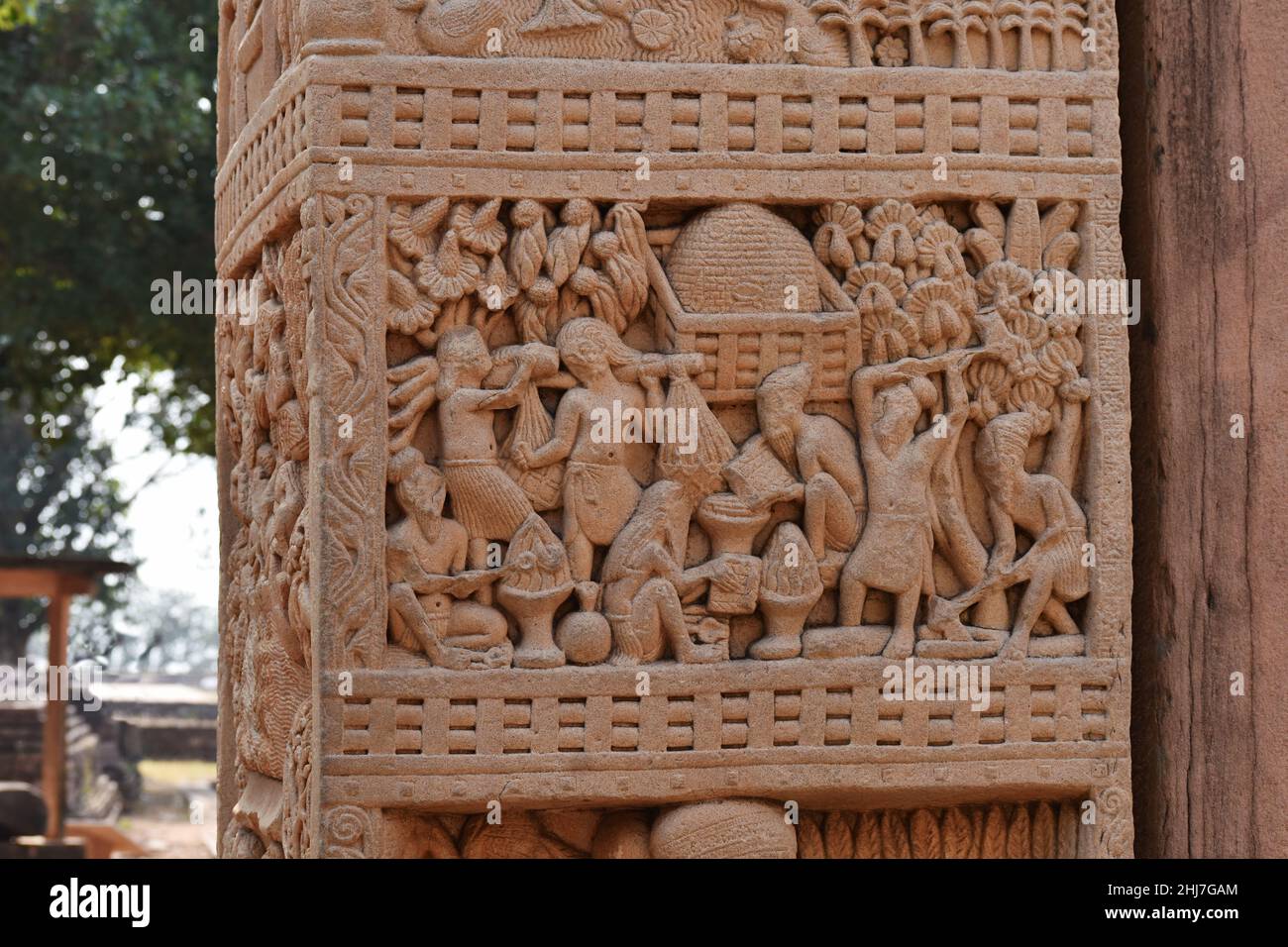 Stupa No 1, East Gateway, Left Pillar, Inside Panel 3 : Miracle of wood ...