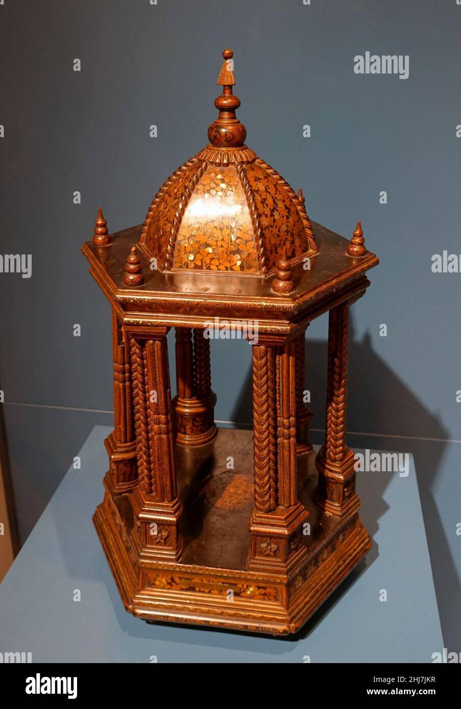 Tabernacle, Japan, late 1500s to early 1600s AD, lacquered wood, mother ...