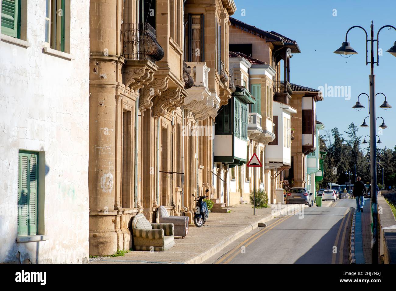 Cypriot houses hi-res stock photography and images - Alamy