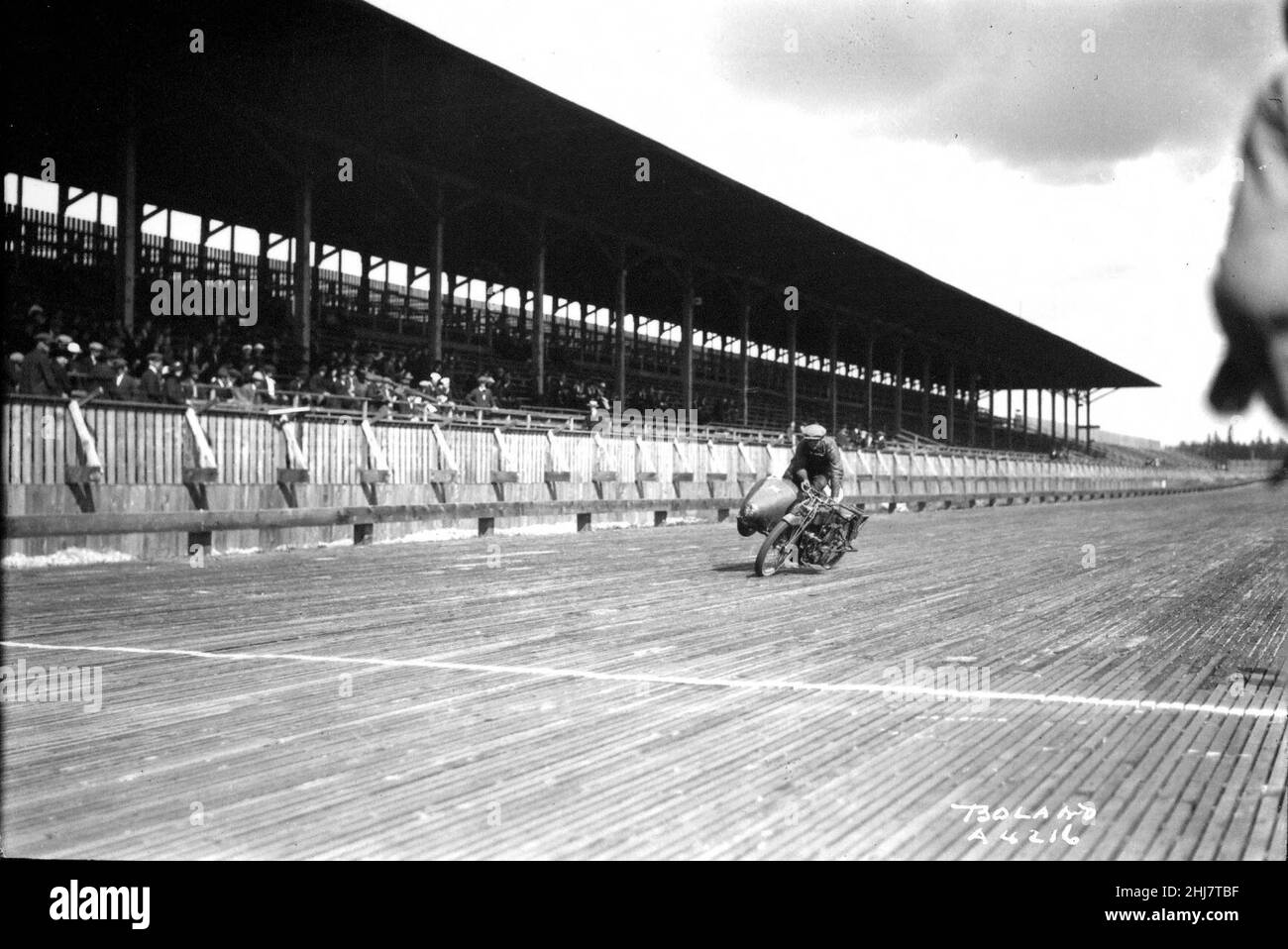 Tacoma Speedway Motorcycle stunt BOLANDA4216 Stock Photo - Alamy