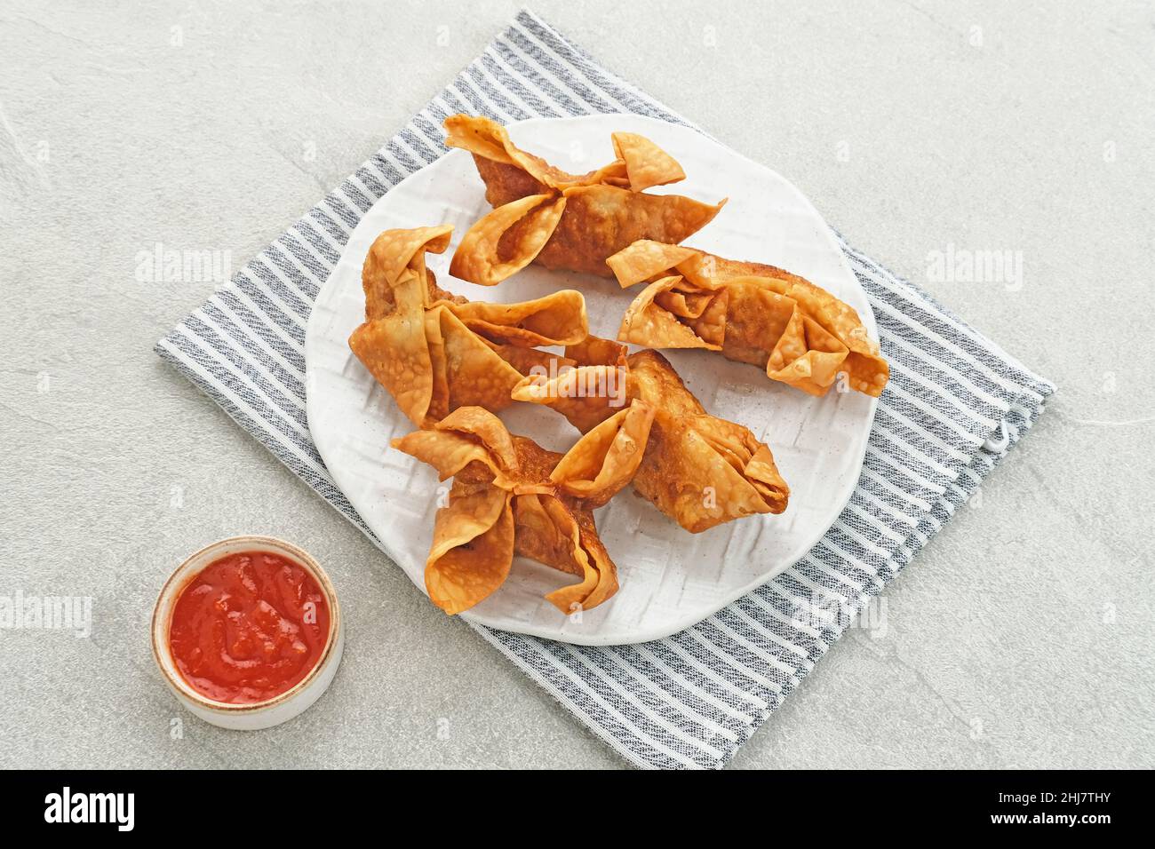 Pangsit, Pangsit Goreng, Delicious Pangsit Ayam Goreng (Chicken Fried ...