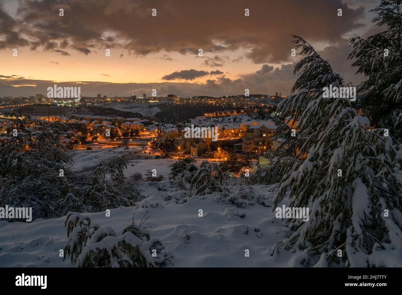 Sunrise over jerusalem hi-res stock photography and images - Alamy