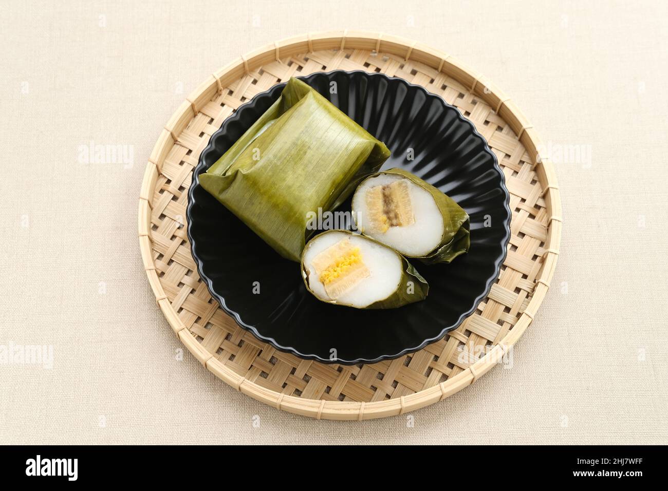 Pandan rice cake hi-res stock photography and images - Alamy