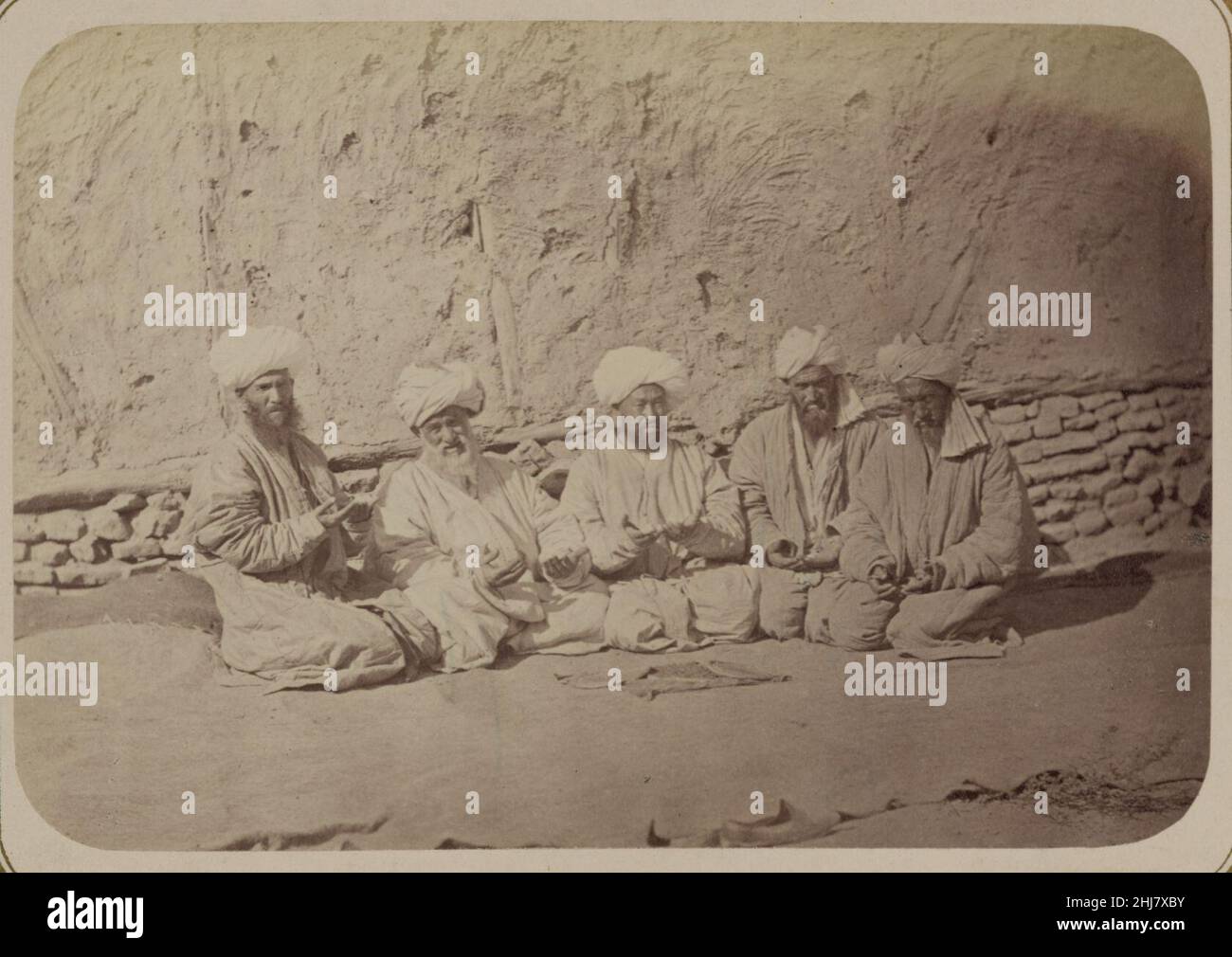 Tadzhikskie svadebnye obriady. Svaty (zauchi (sic Stock Photo - Alamy