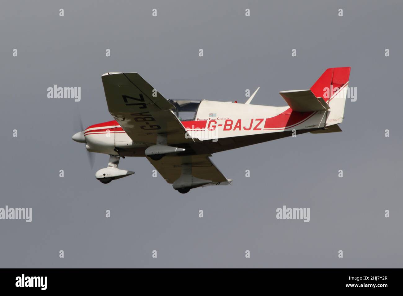 Robin aircraft hi-res stock photography and images - Alamy