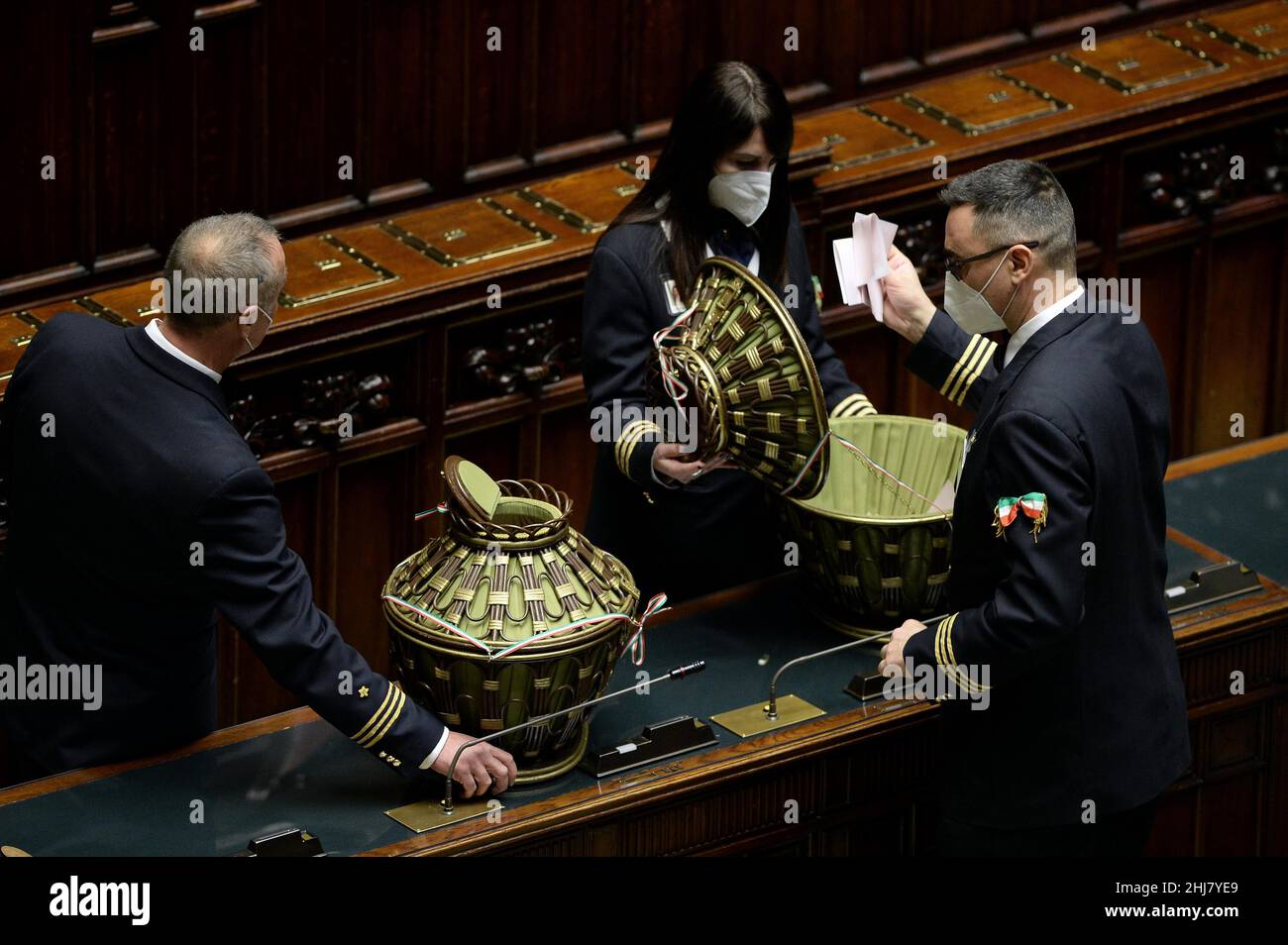 Italy clerk parliament hi-res stock photography and images - Alamy
