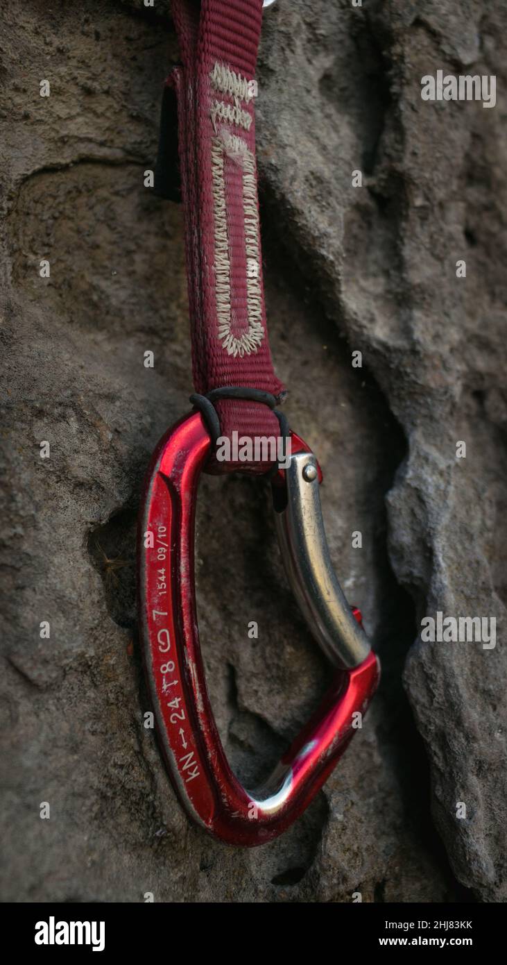 Quick draw hi-res stock photography and images - Alamy