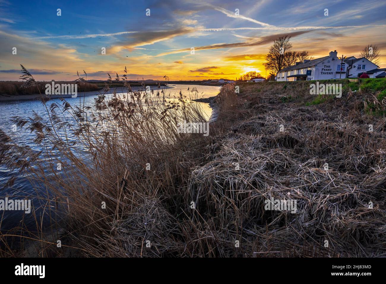 Fiddlers ferry inn hi-res stock photography and images - Alamy