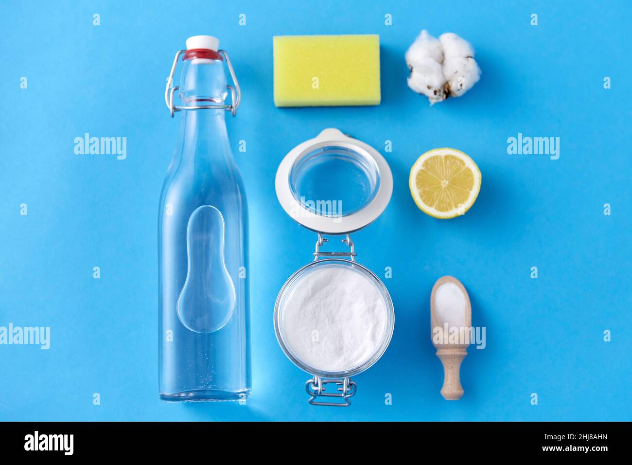 Sponge with vinegar hi-res stock photography and images - Alamy