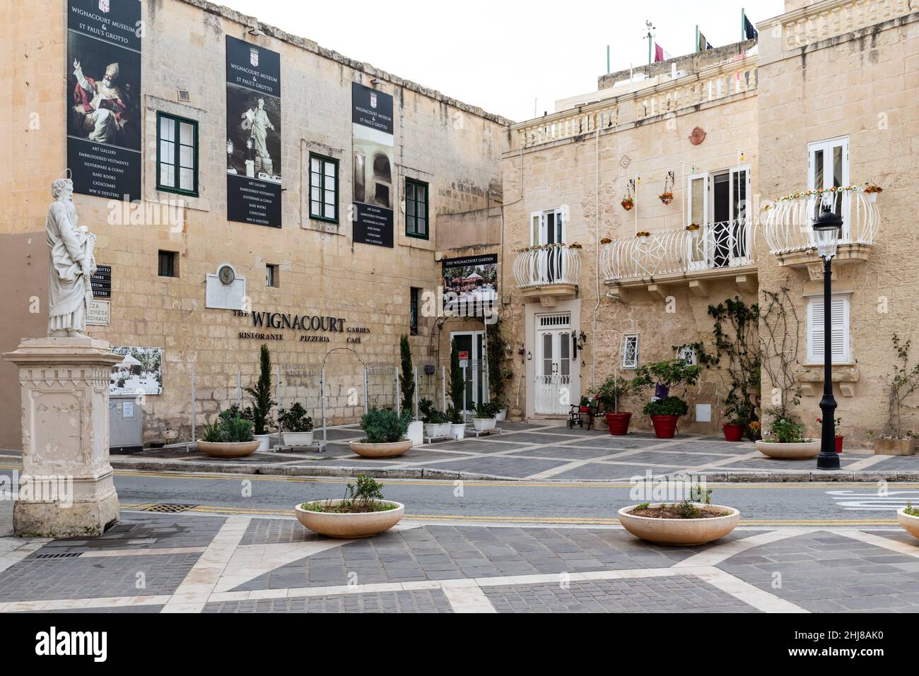 Rabat, Malta - 01 07 2022: Inner court of the Wignacourt museum Stock ...